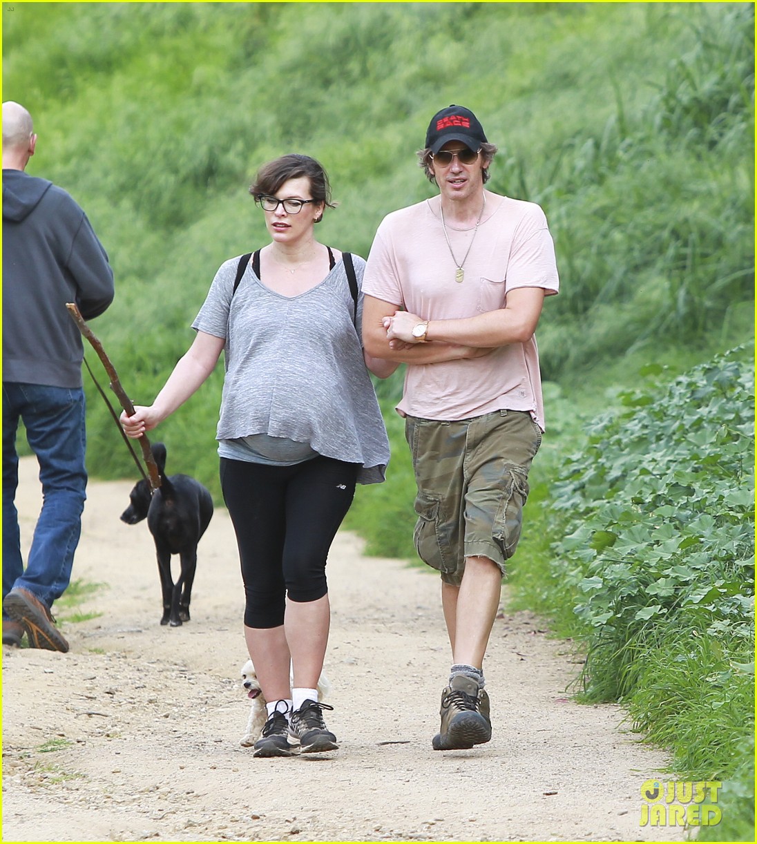 Milla Jovovich Shares Selfie Before 'Sleepless Nights' With Baby: Photo ...