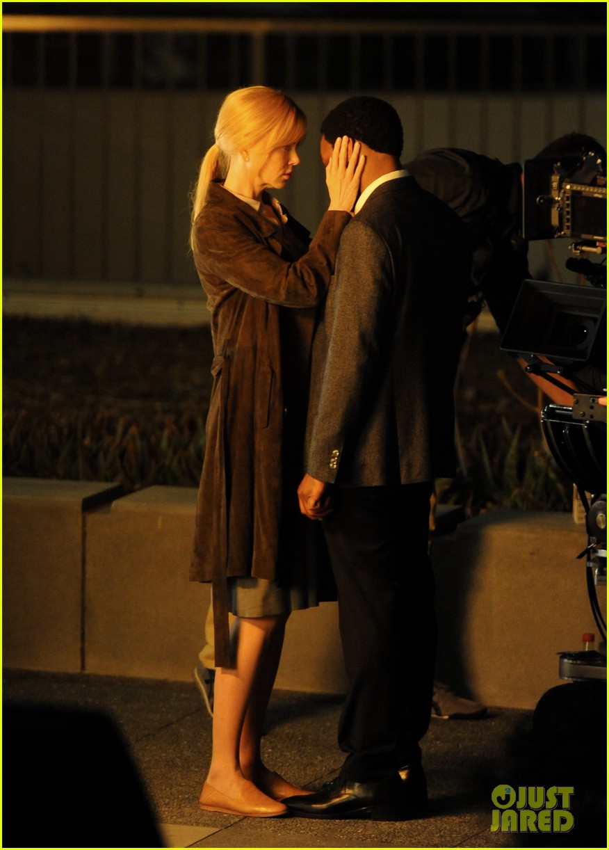 Nicole Kidman & Chiwetel Ejiofor Nearly Kiss for 'The Secret in Their ...