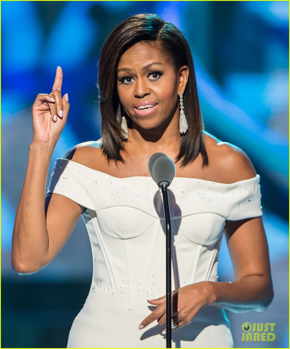 Michelle Obama Gives Inspiring Speech at Black Girls Rock 2015: Photo ...