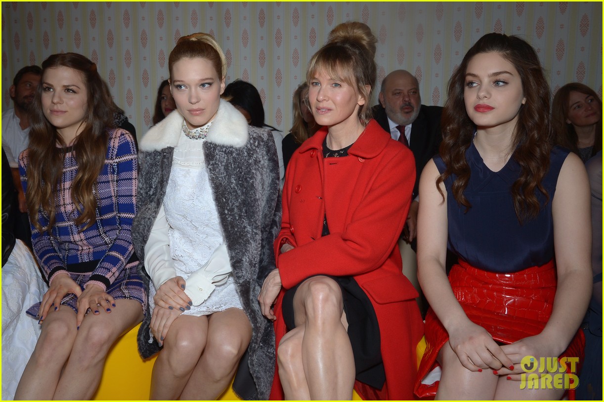 Renee Zellweger Rocks New Bangs at Miu Miu Fashion Show: Photo 3323497 ...