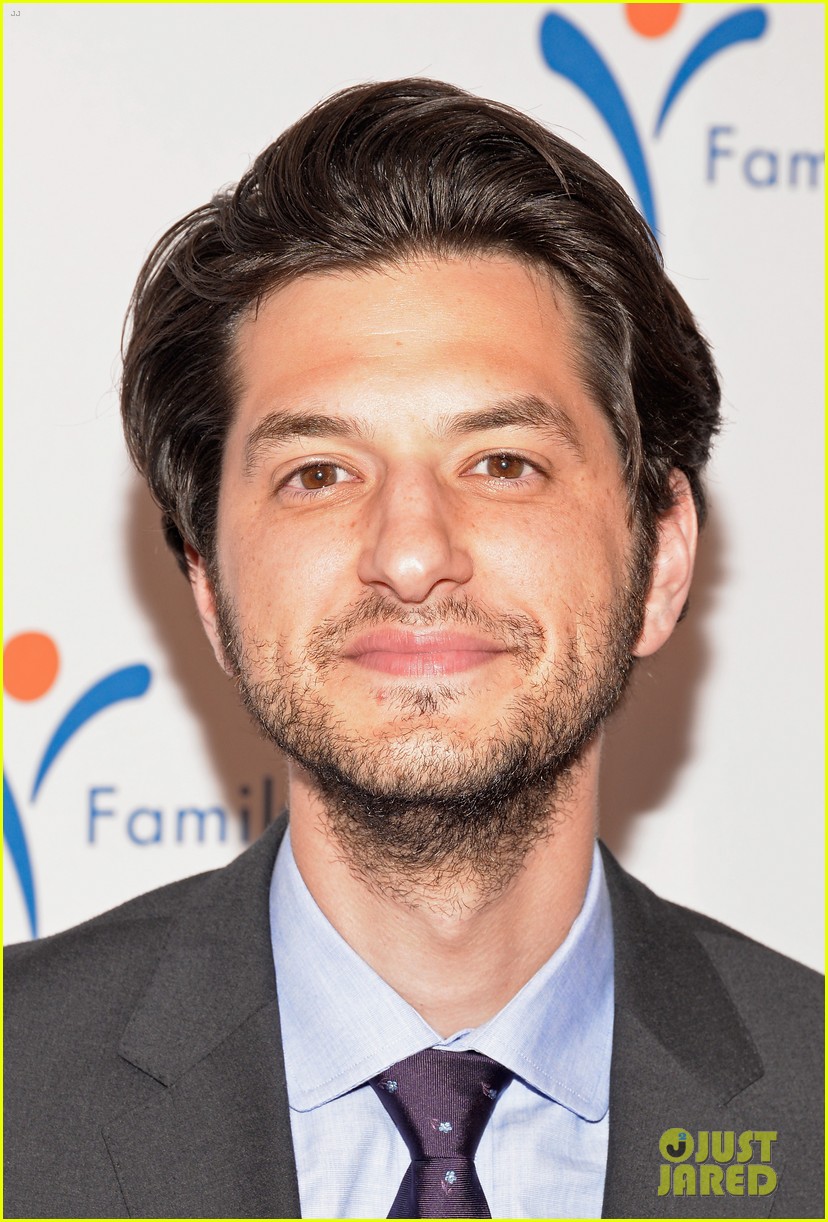 Gina Rodriguez & Justin Baldoni Step Out for Good Cause at Venice ...