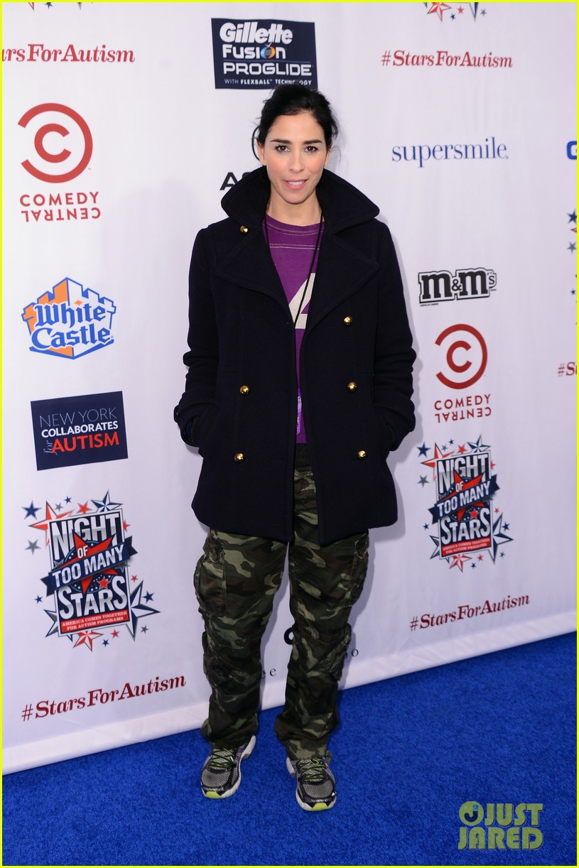 Paul Rudd & Maya Rudolph Bring the Laughs to Night Of Too Many Stars ...