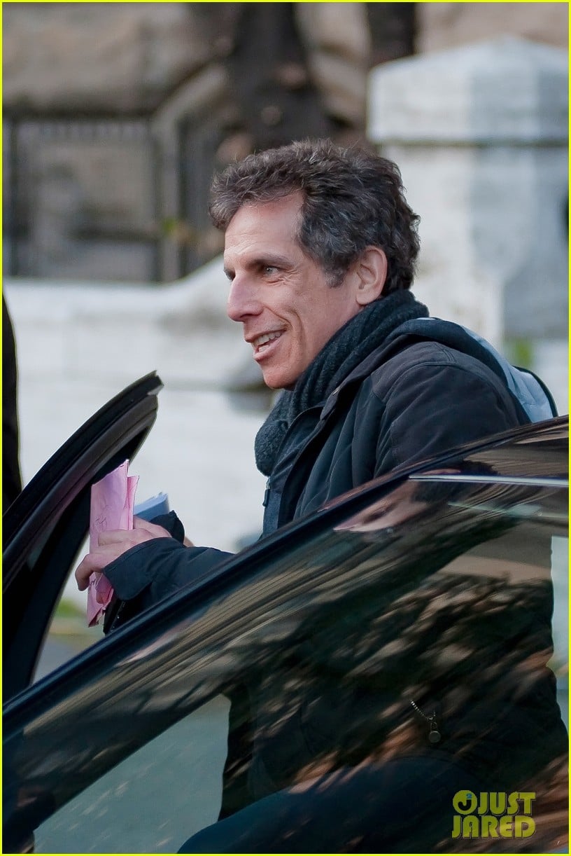 Ben Stiller is Really, Really Ridiculously Good Looking Filming ...