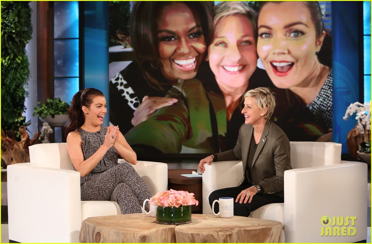 Scandal's First Lady Bellamy Young Meets the Real First Lady Michelle ...