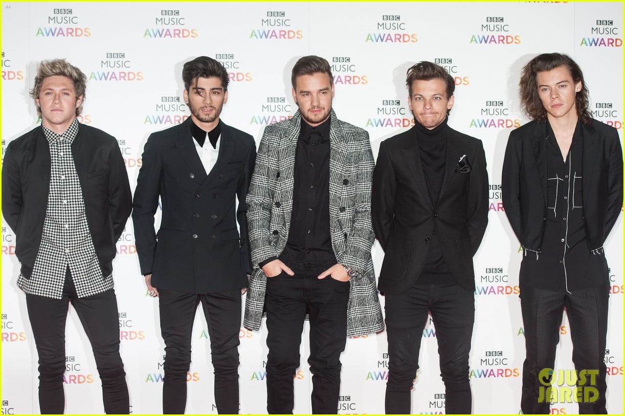 Zayn Malik's Most Memorable Performances With One Direction - Watch Now ...