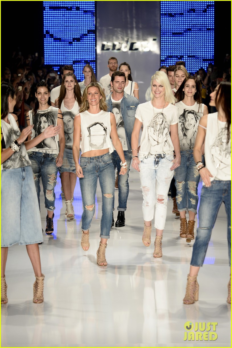 Gisele Bundchen Walks Her Final Runway, Tom Brady Watches from Front ...