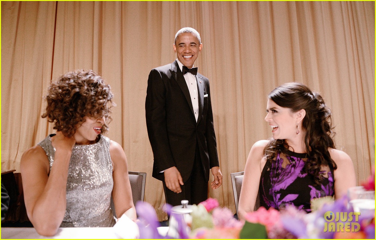 Cecily Strong Tackles Hillary Clinton, Women's Rights, & More in Funny ...