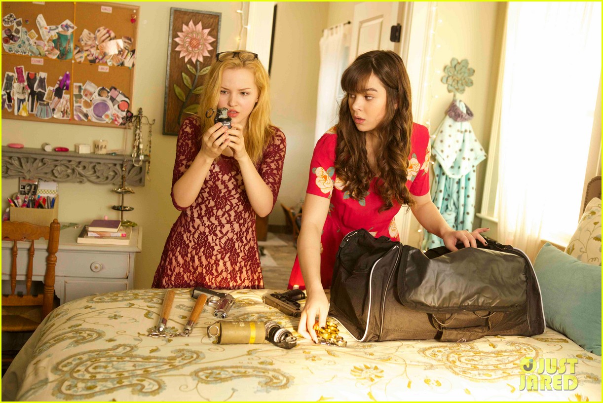 Hailee Steinfeld Is Assigned a Rough Mission in 'Barely Lethal' Exclusive Clip - Watch Now ...
