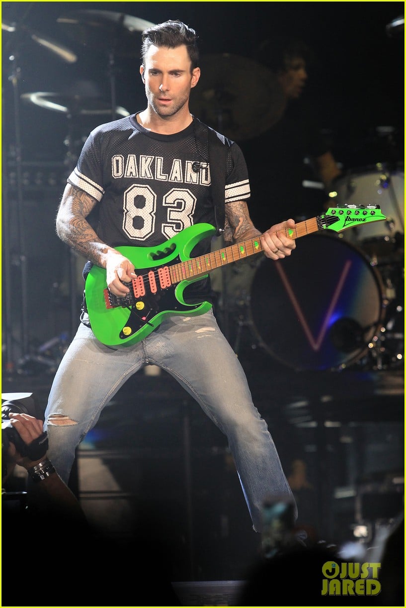 Adam Levine's First Artist Rozzi Crane Releases Debut EP!: Photo ...