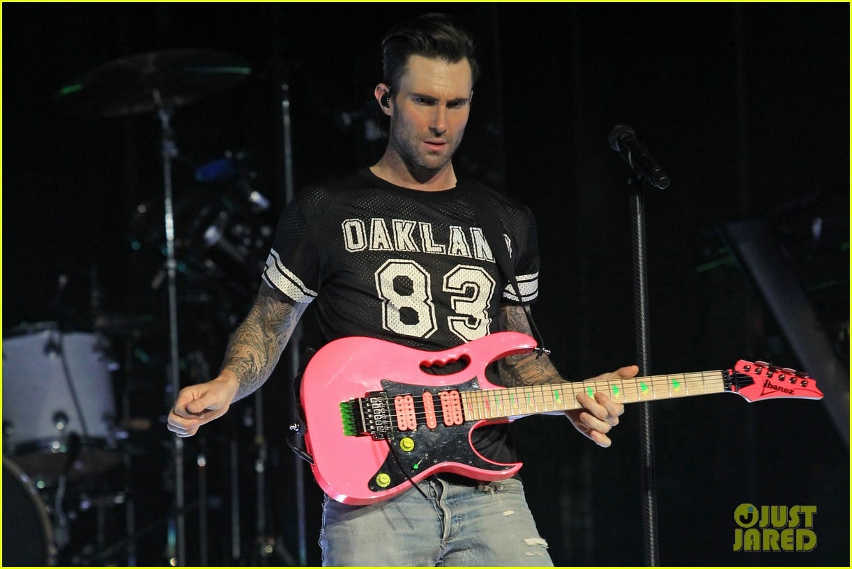 Adam Levine's First Artist Rozzi Crane Releases Debut EP!: Photo ...