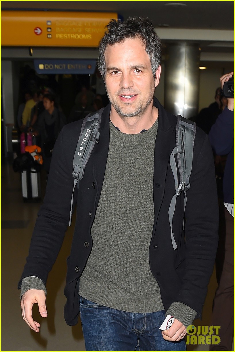 Mark Ruffalo Continues to Take a Stand Against Fracking: Photo 3344087 ...