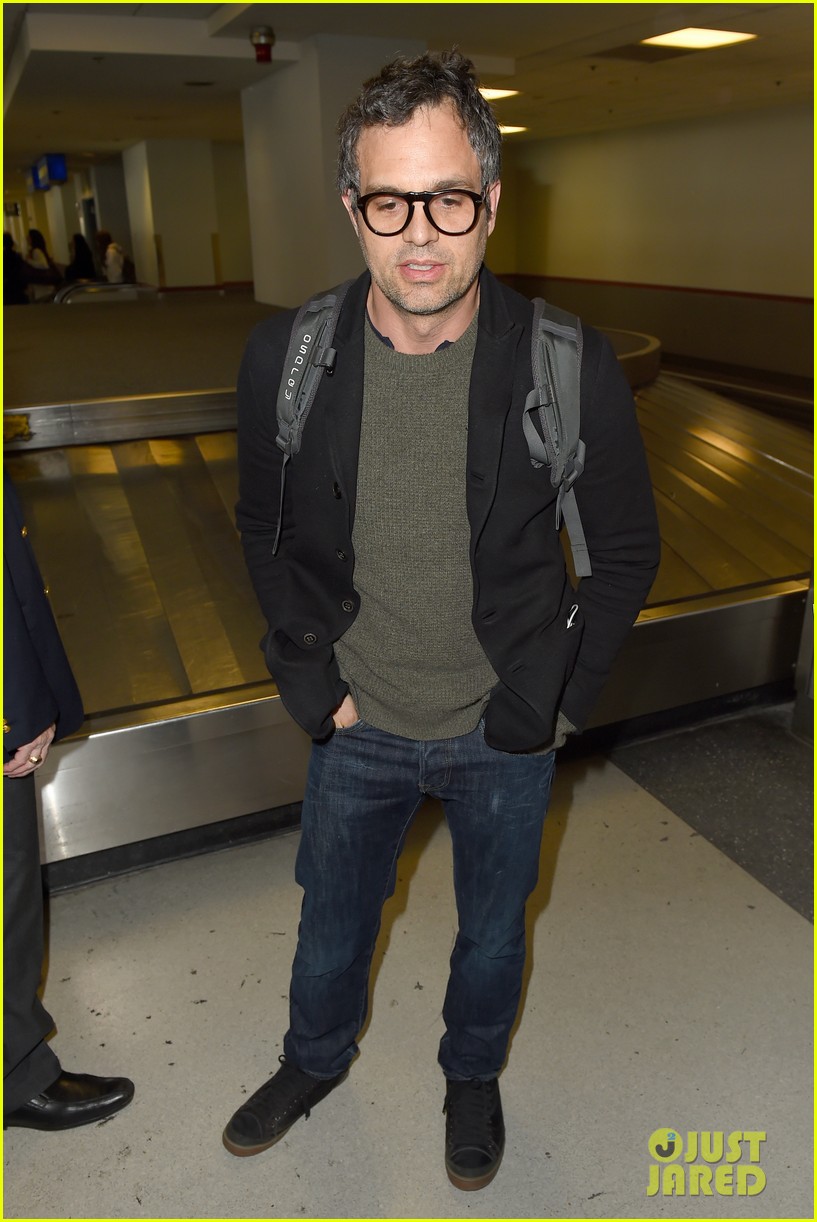 Mark Ruffalo Continues to Take a Stand Against Fracking: Photo 3344091 ...