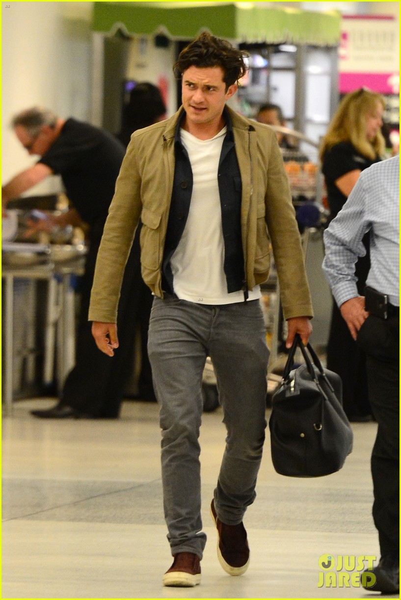 Orlando Bloom Arrives in Miami After Cross-Country Flight: Photo ...