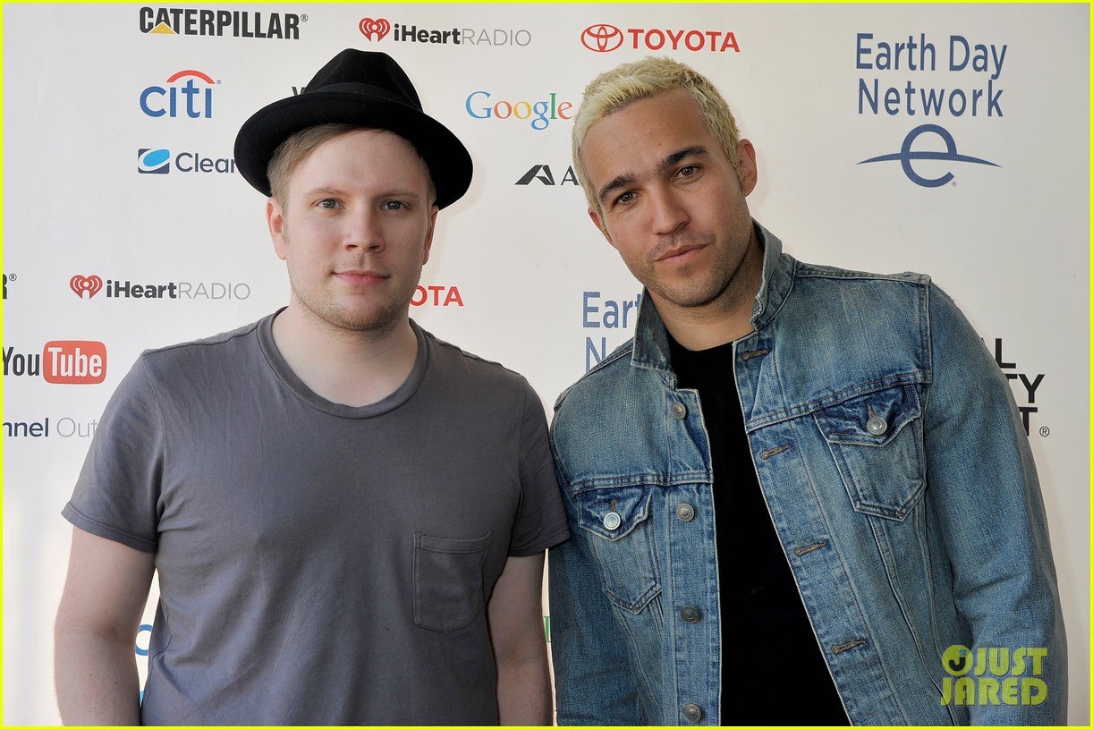 Freida Pinto & Erin Heatherton Get Ready for Global Citizen Earth Day ...