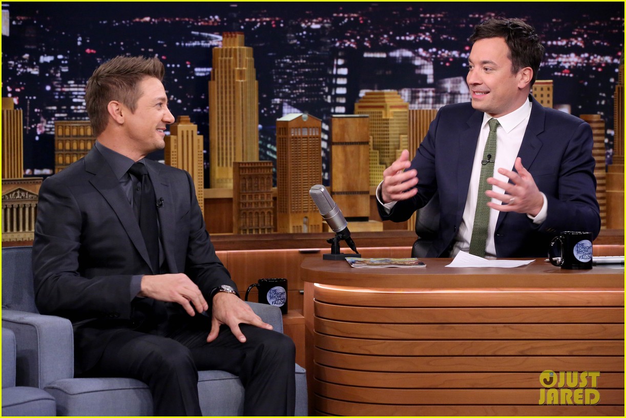 Jeremy Renner Sings Hawkeye Parody to 'Thinking Out Loud' (Video ...