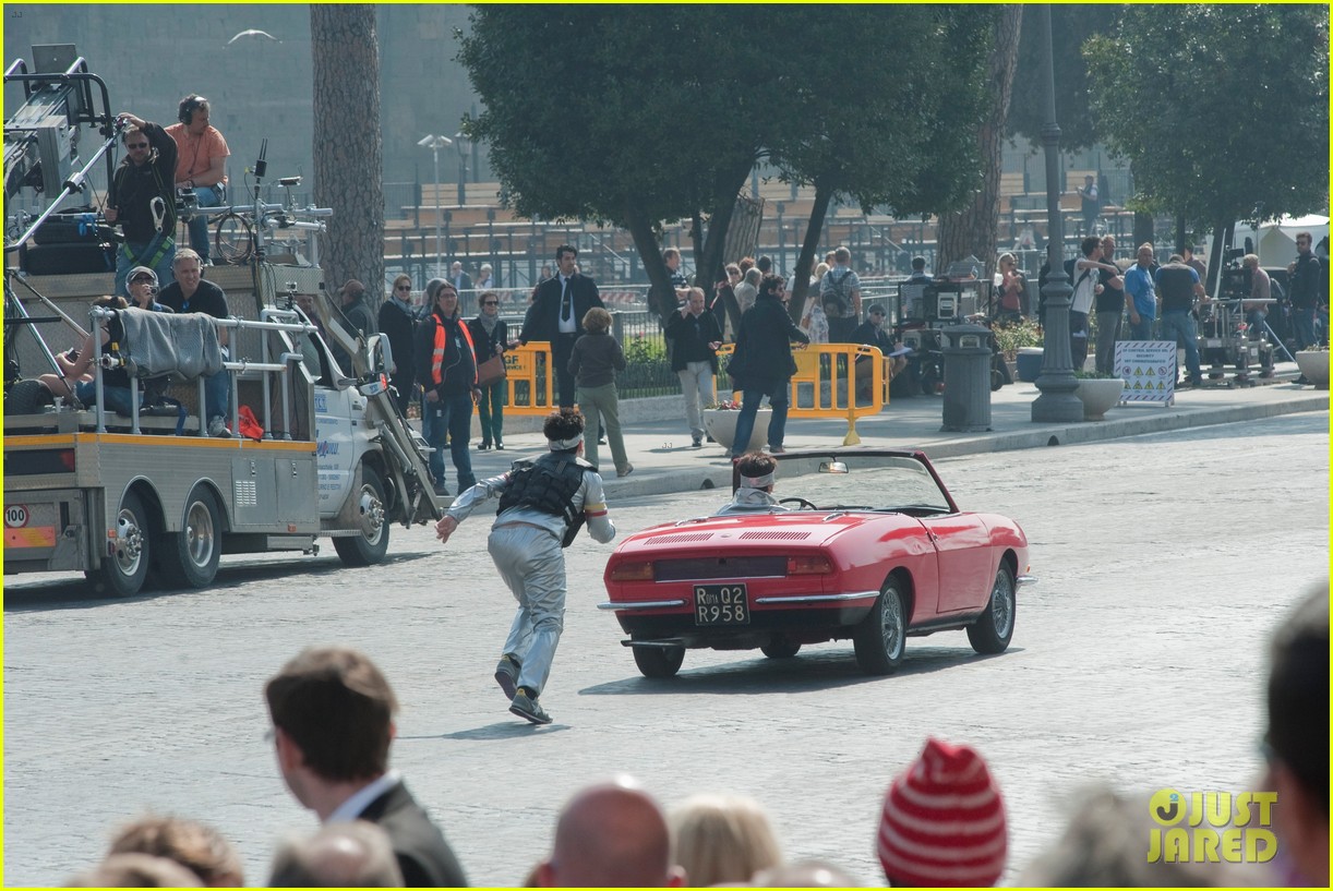 Ben Stiller & Cyrus Wear Matching Headbands For 'Zoolander 2' Car ...