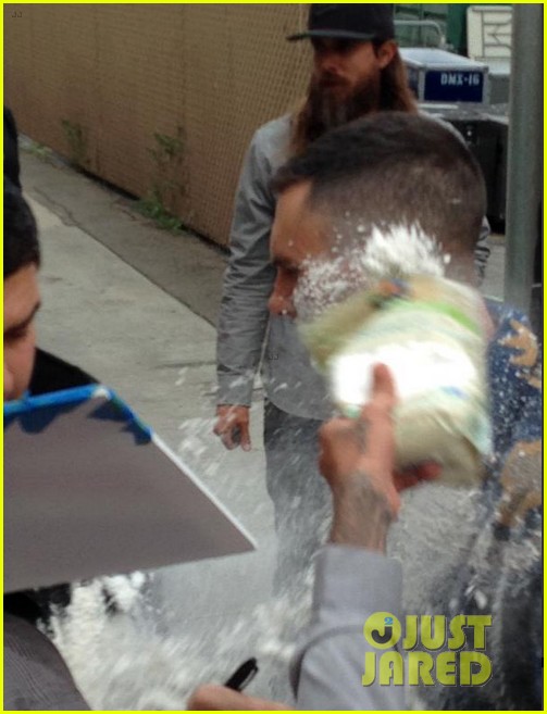 Adam Levine Flour-Bombed Outside 'Jimmy Kimmel' (Photos): Photo 3364757 ...