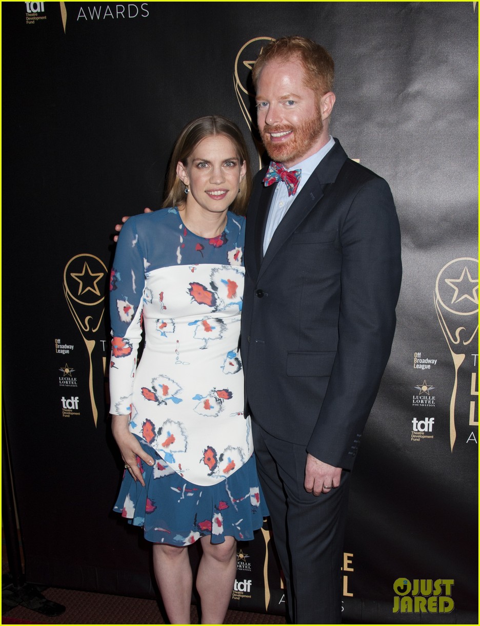 Uzo Aduba, Elisabeth Moss, & Sutton Foster Brighten Up the Lucille ...