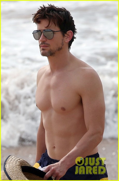 Matt Bomer Goes Shirtless in Hawaii with Husband Simon Halls: Photo 3373989 | Matt Bomer ...