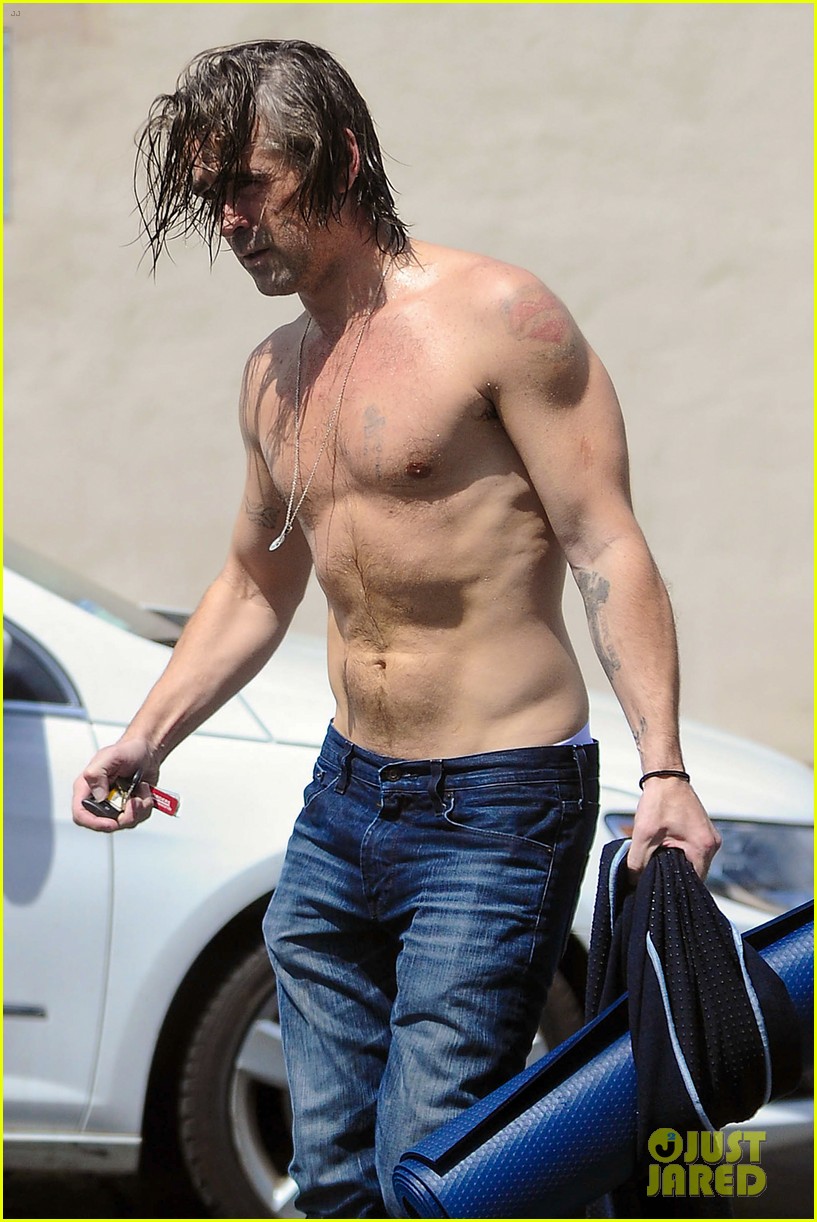 Colin Farrell Strips Off His Sweaty Shirt After Hot Yoga Class: Photo ...