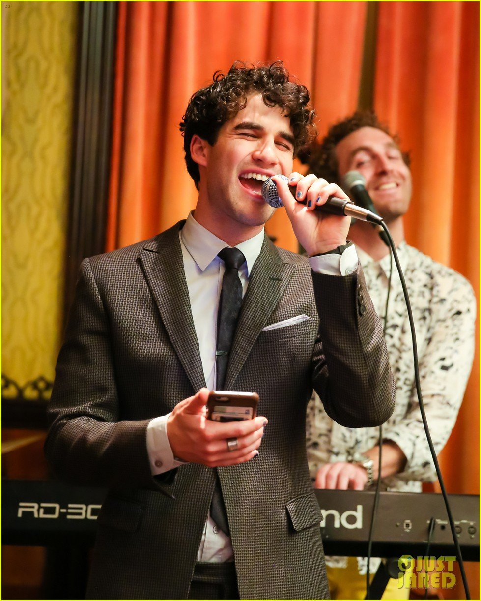 Darren Criss Gets Support From Idina Menzel & Andrew Rannells at ...