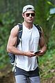 Zac Efron Looks So Ripped During Memorial Day Weekend: Photo 3378430 ...
