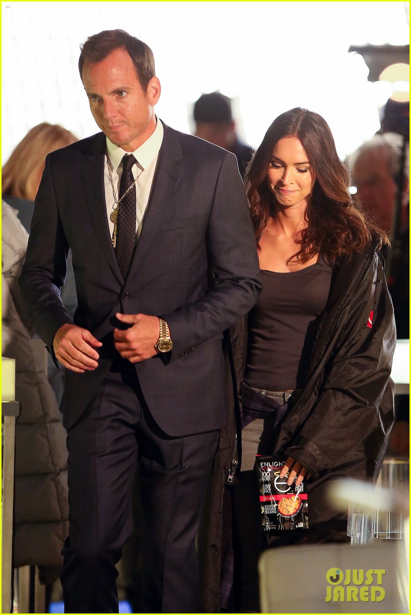 Photo: megan fox will arnett tmt 2 filming 04 | Photo 3365323 | Just Jared