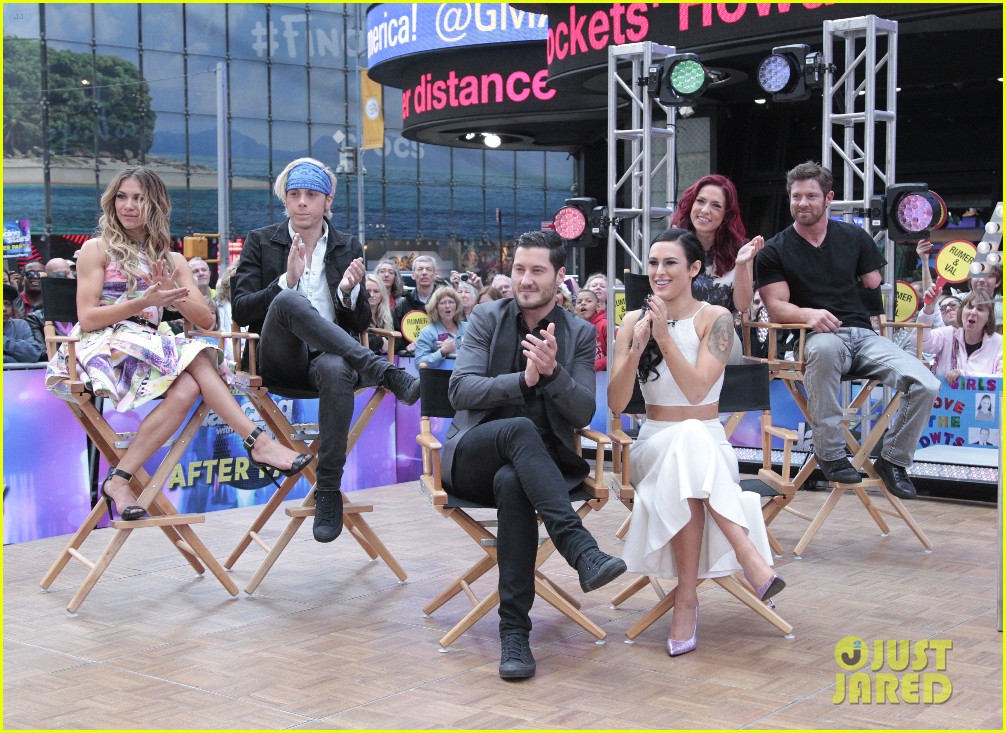 Rumer Willis & Val Chmerkovskiy Celebrate DWTS Win on 'Good Morning ...