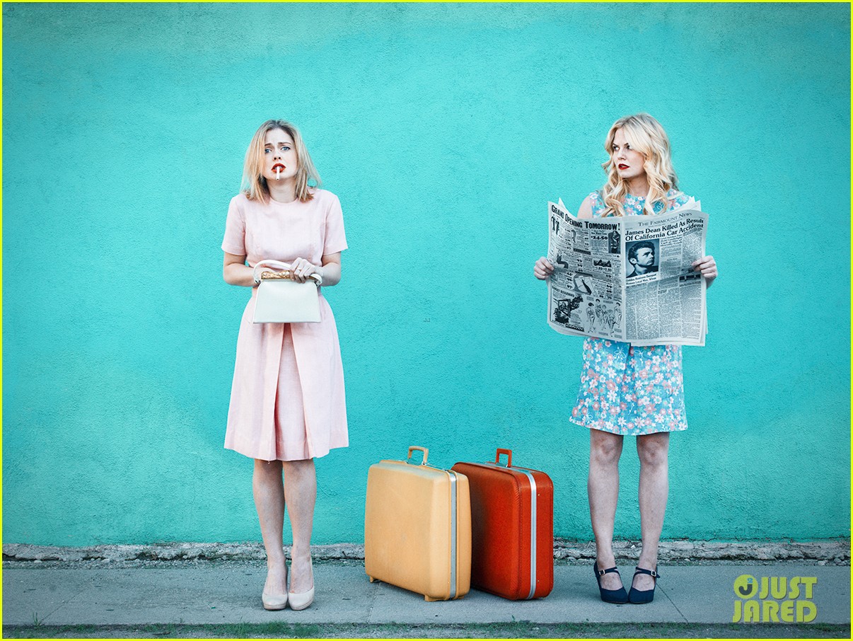 Michelle Monaghan Interviews Nathan Fillion About Tyler Shields ...