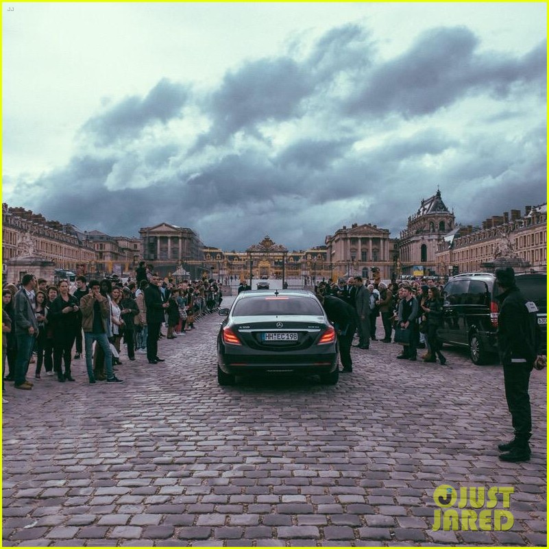 Kim Kardashian Celebrates Anniversary with Throwback Wedding Week ...