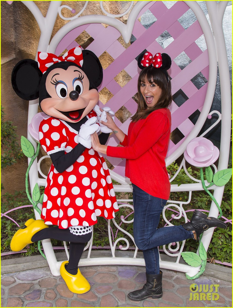 Lea Michele Braves The Rain At Disneyland For Tea Party With Minnie ...