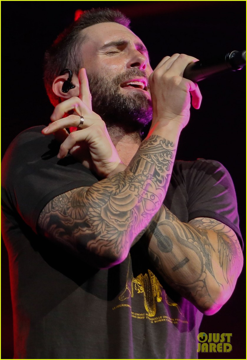 Adam Levine & Behati Prinsloo Get Serious Jet Lag Bringing Maroon 5 'V ...