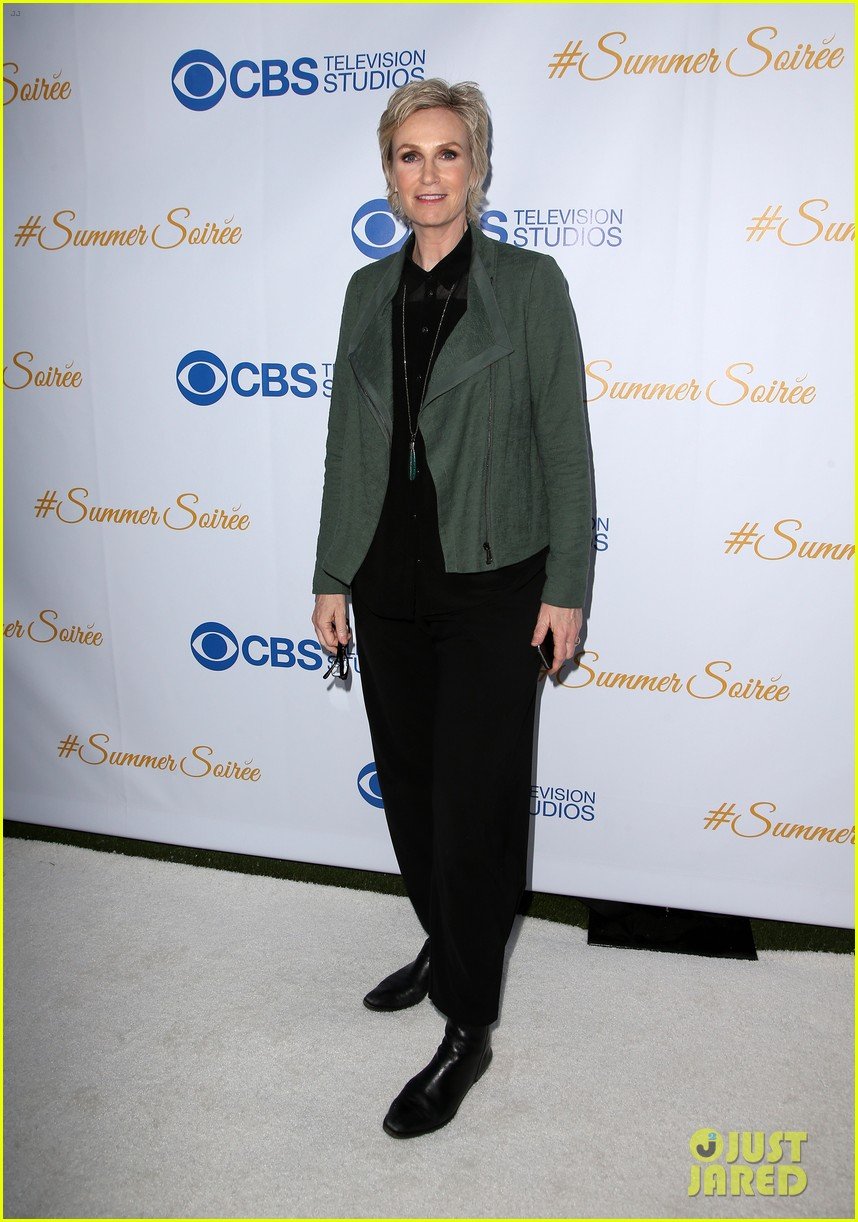 Katharine McPhee, Patricia Arquette, & Emily Wickersham Kick Off Summer ...