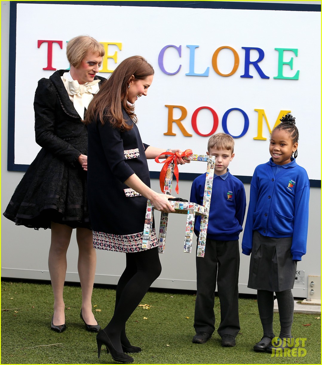 Kate Middleton Gives Birth to Royal Baby Girl!: Photo 3360627 ...