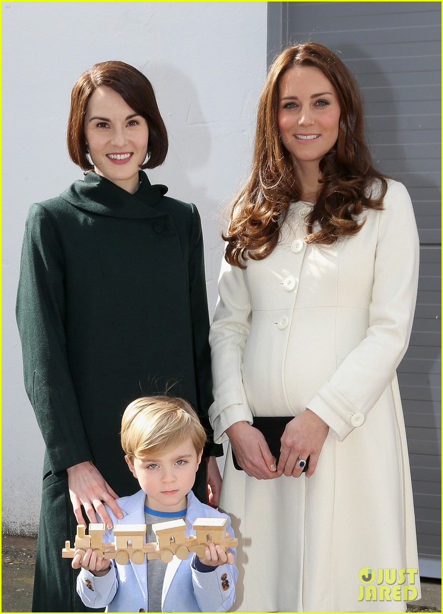 Kate Middleton Gives Birth to Royal Baby Girl!: Photo 3360642 ...