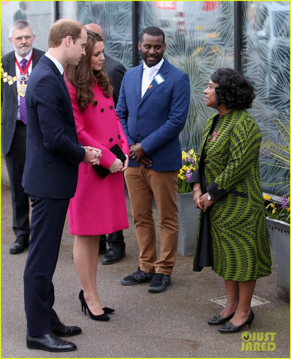 Kate Middleton Gives Birth to Royal Baby Girl!: Photo 3360647 ...