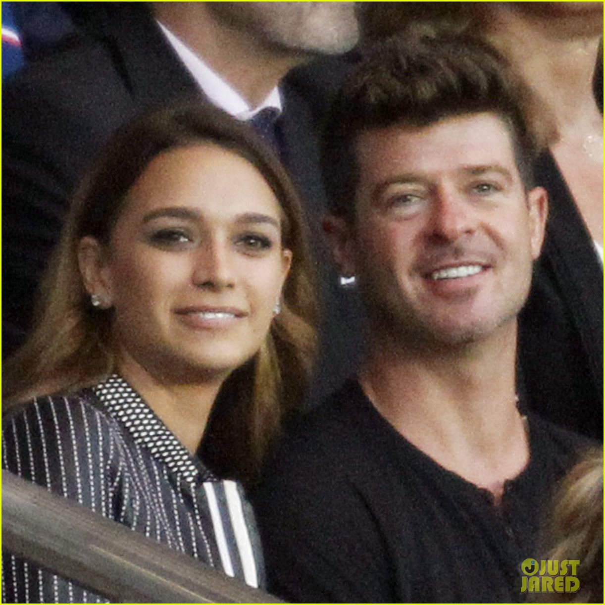 Robin Thicke & Girlfriend April Love Geary Display Some PDA in Paris ...