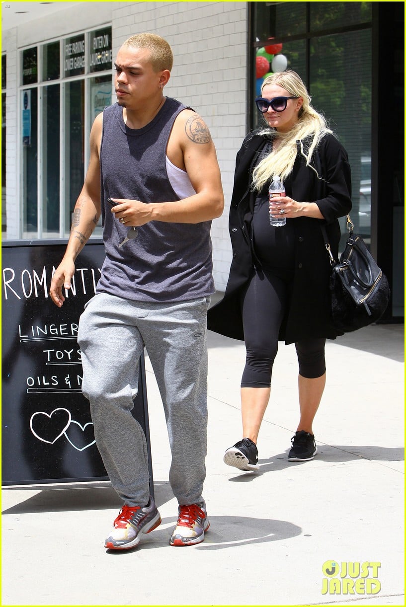 Ashlee Simpson's Husband Drops New Song 'How to Live Alone' - Listen ...