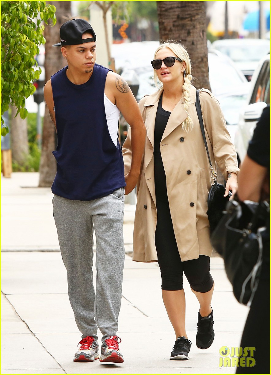 Ashlee Simpson's Husband Drops New Song 'How to Live Alone' - Listen ...