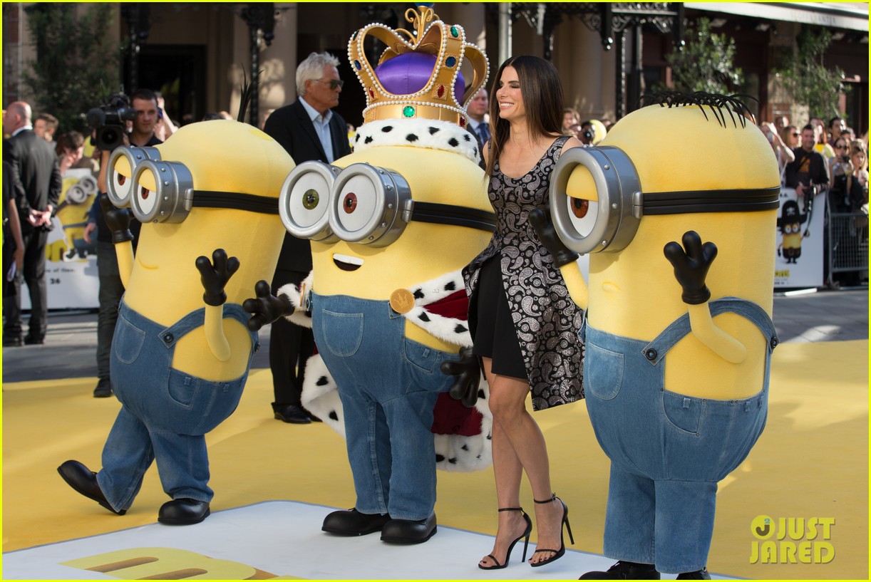 Sandra Bullock Meets the 'Minions' at London Premiere!: Photo 3391427 ...