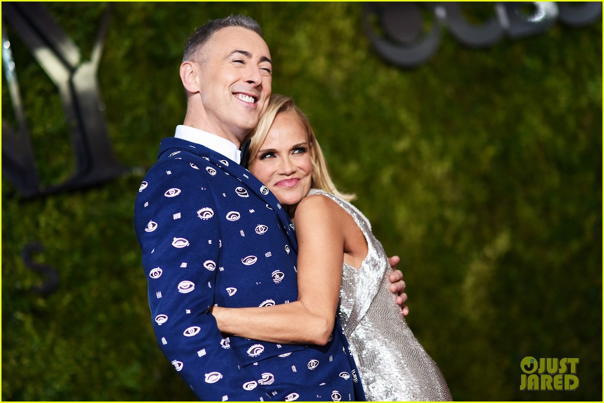 Kristin Chenoweth Brings New Boyfriend Andrew Pruett to Tony Awards ...