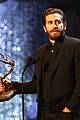 Jake Gyllenhaal Receives Award from Rachel McAdams at Guys Choice ...