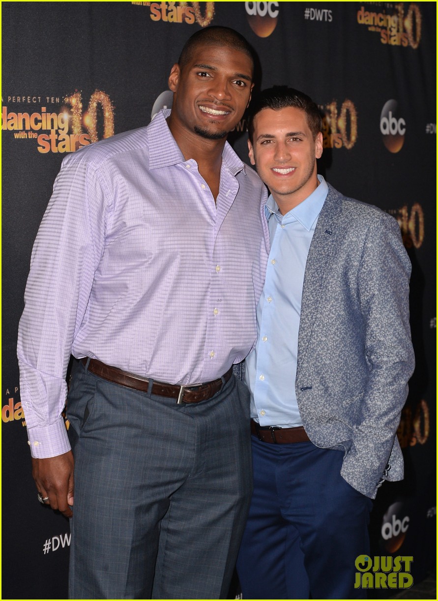 Michael Sam & Vito Cammisano Split, End Engagement: Photo 3405753 ...