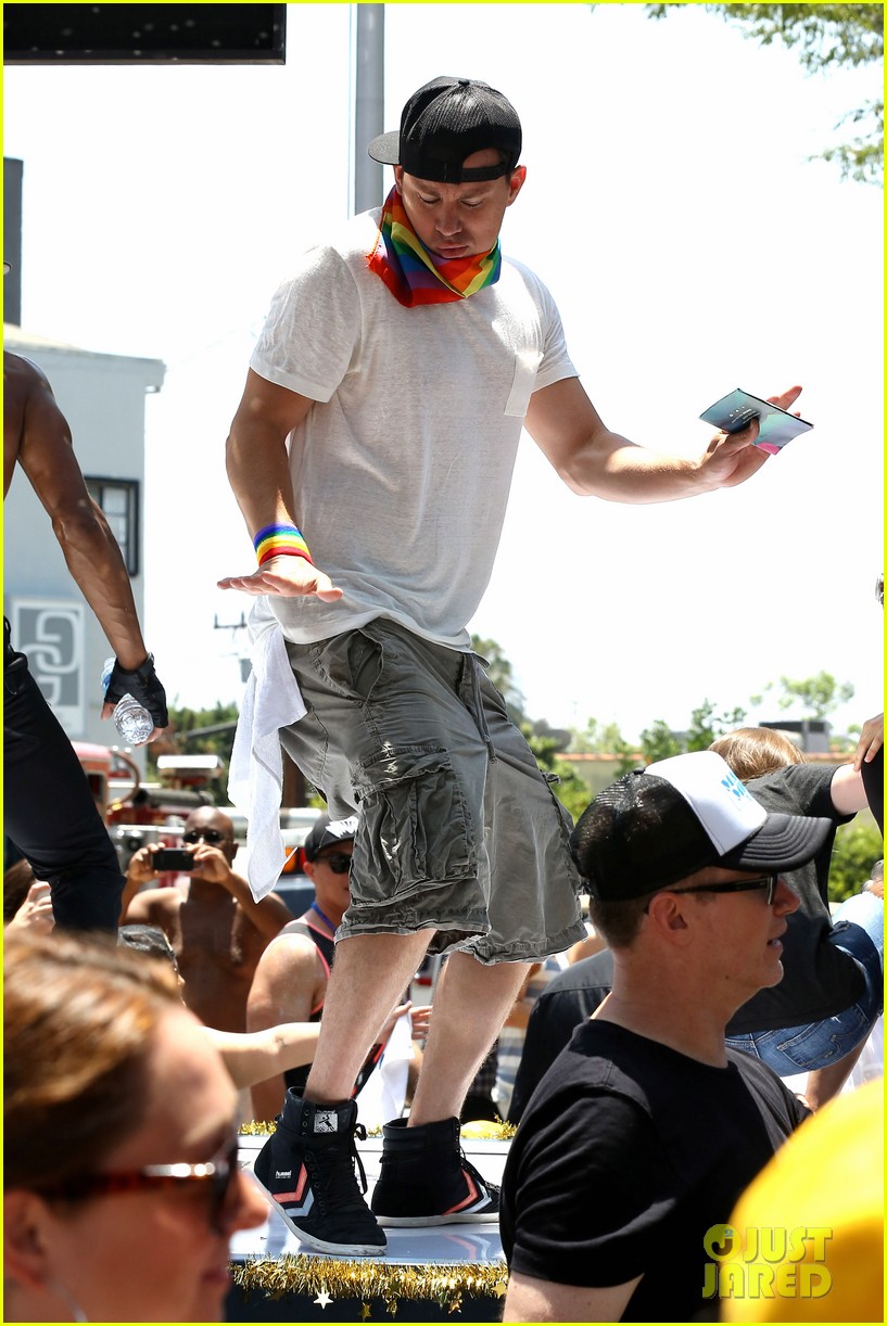 Channing Tatum & Matt Bomer Dance on L.A. Pride Float!: Photo 3393790 ...