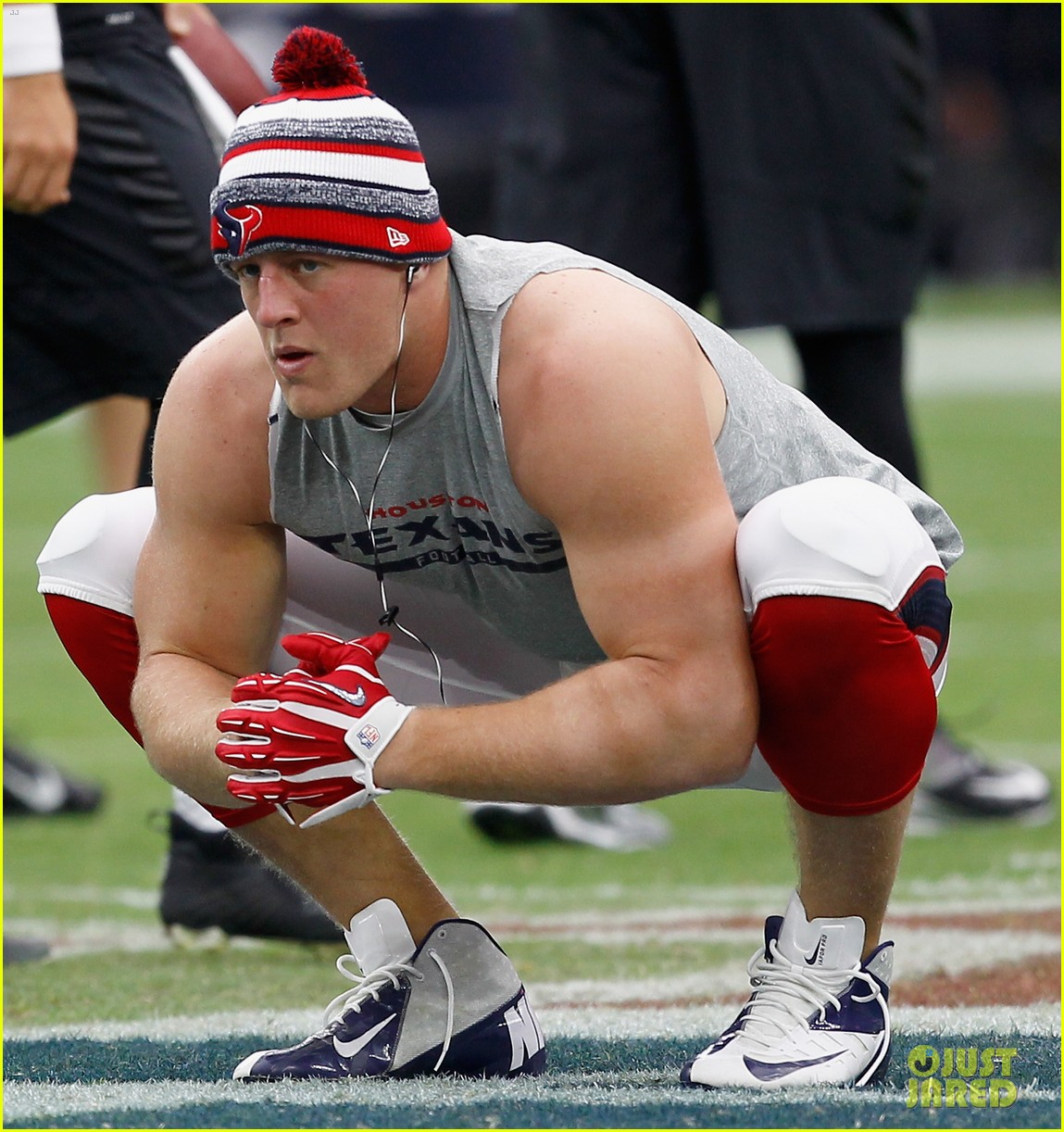 J.J. Watt Tackles Stage Rusher at Zac Brown Band Concert! (Video ...