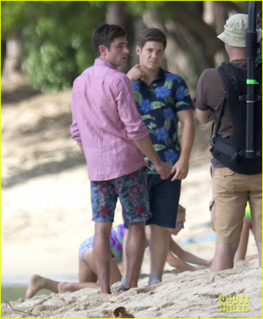Zac Efron & Adam Devine Film Beach Argument in Hawaii: Photo 3393070 ...