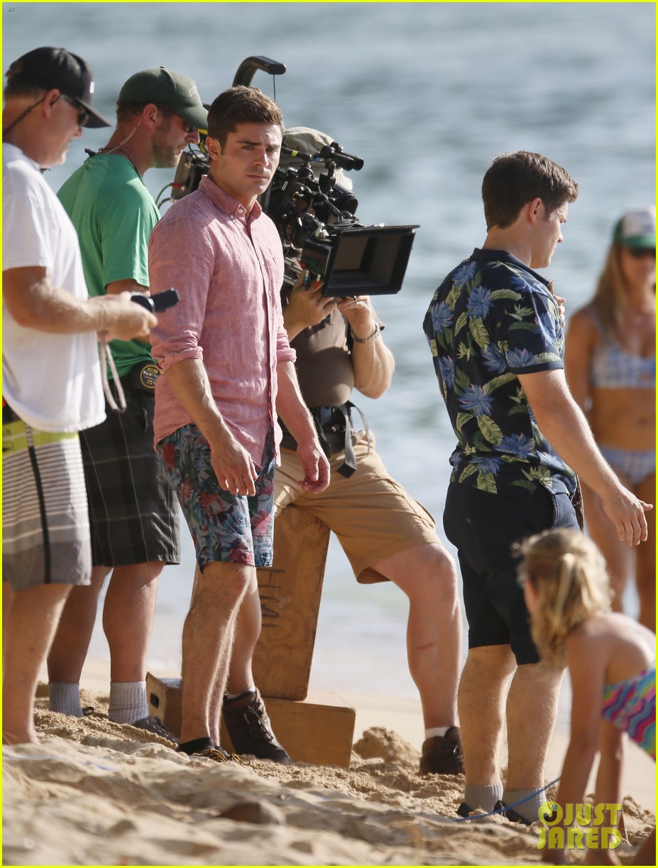 Zac Efron & Adam Devine Film Beach Argument in Hawaii: Photo 3393081 ...