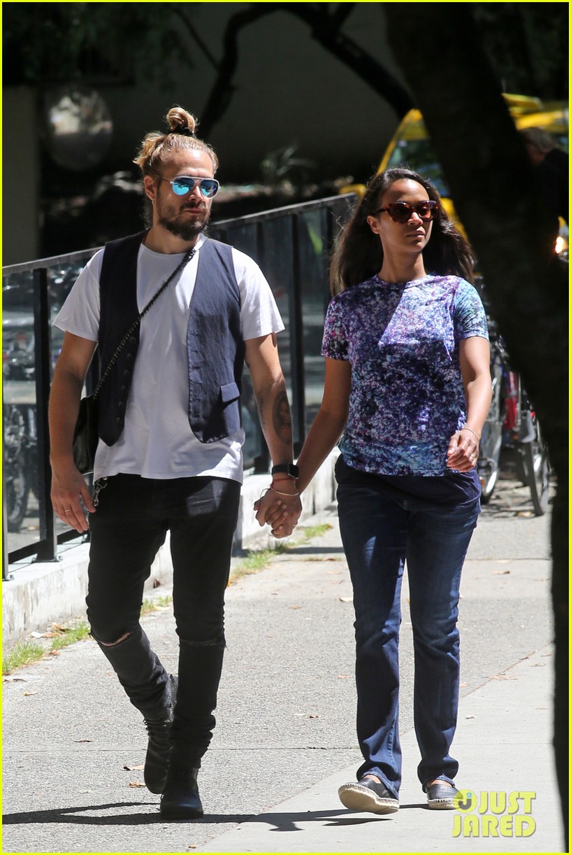 Zoe Saldana Spends Her Birthday at the Aquarium With Hubby Marco Perego ...