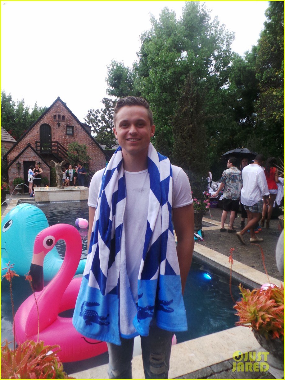 RECAP: Just Jared's Summer Bash Presented by SweeTARTS Chewy Sours ...