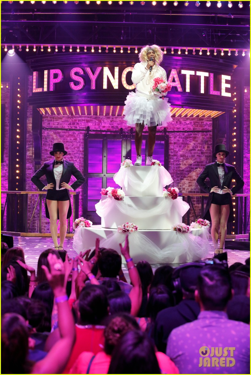 Justin Bieber Loses 'Lip Sync Battle' to Deion Sanders (Videos): Photo ...